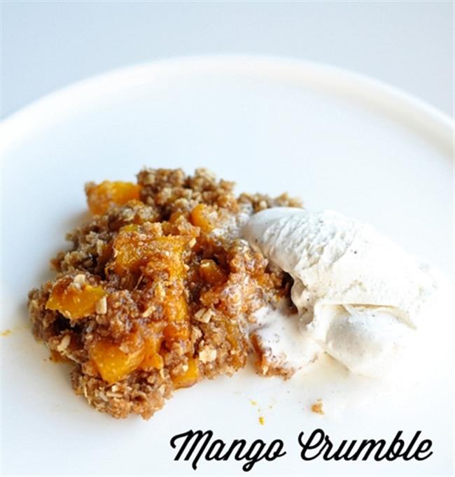 Simple Mango Crumble. Don't miss to try this yummy recipe!