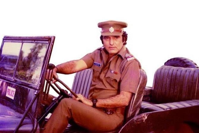 Anil Kapoor brings back the 80s with these pics from Janbaaz, remembers ...